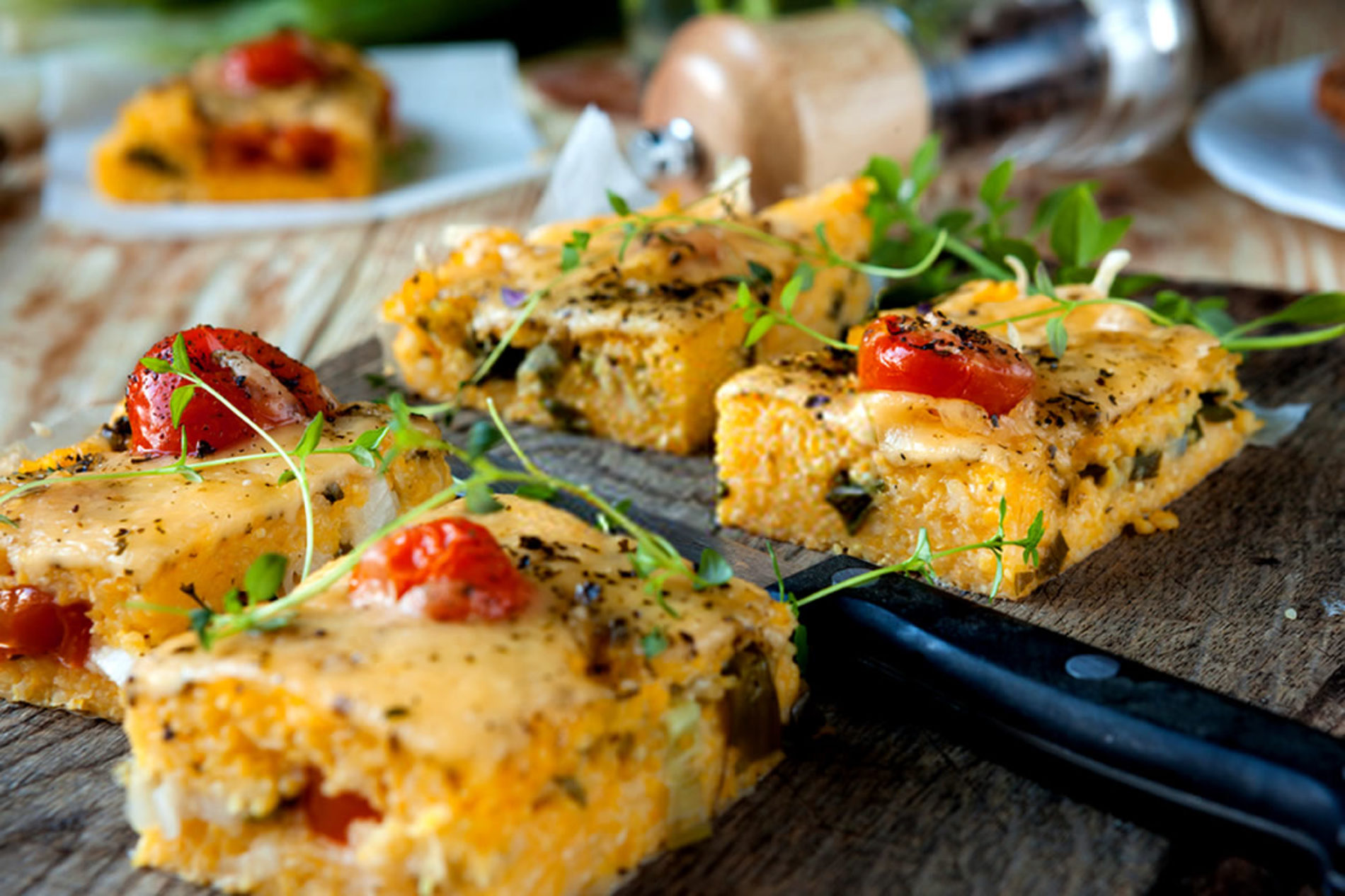 Polenta FIT recheada com legumes à vapor | Receitas Fitness